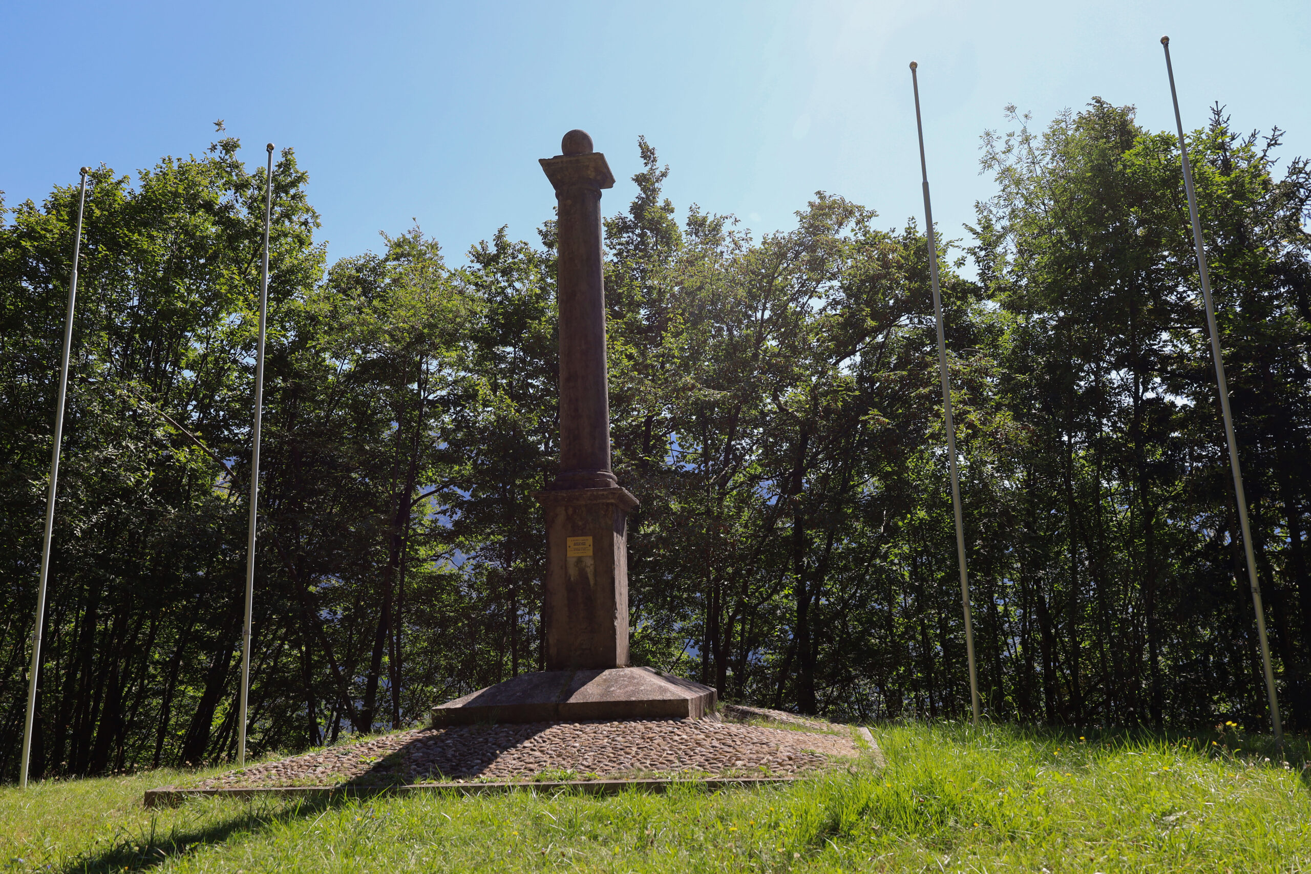 Monumento ai caduti - Vivi Castel Condino